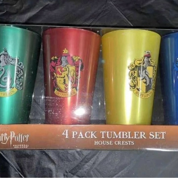 Warner Bros. | Kitchen | Wizarding World Harry Potter Hogwarts Houses 4 ...